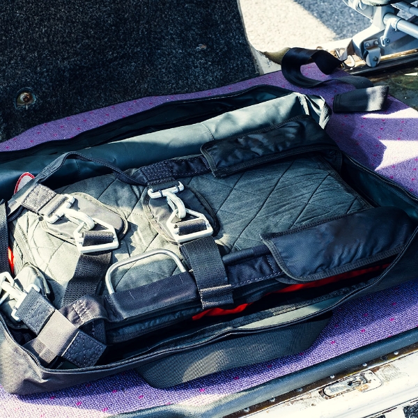Products tagged with 'emergency flight bag'. Skydiving accessories ...